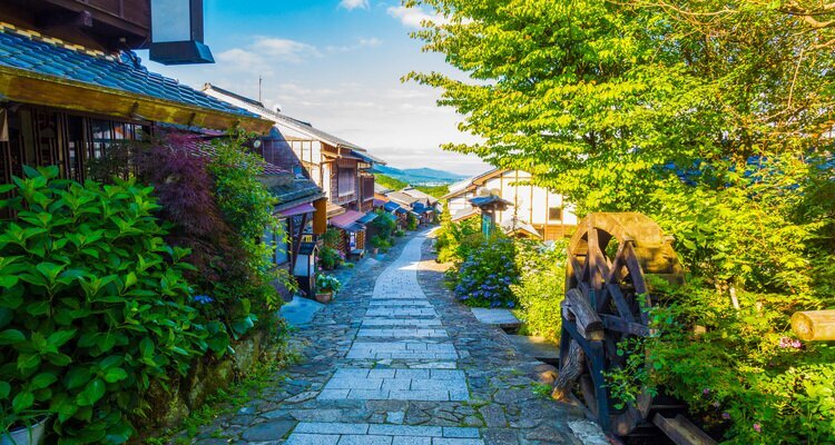 12 Best Hiking Trails in Japan: Selected Easy and Scenic Routes