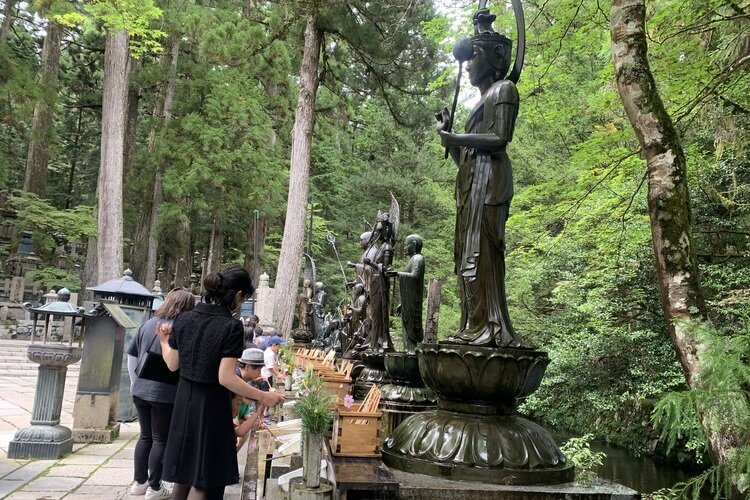 Mount Koya Travel Guide: How to Plan Your Trip to Mount Koya From Osaka
