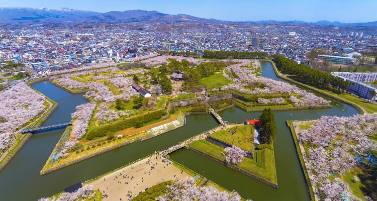 Hokkaido Weather in April 2026: More Sunny Days but Still Cold