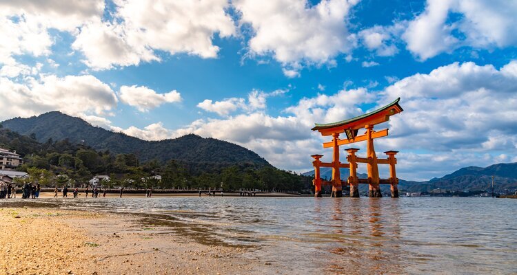 12 Best Beaches in Japan for Families and Couples