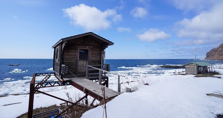 12 Best Beaches in Japan for Families and Couples