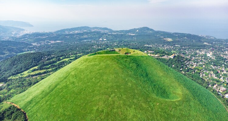 Explore Volcanoes in Japan: 8 Best to Visit Including Hell Valley