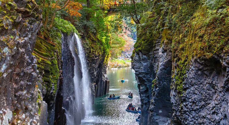 12-Day Hidden Japan Spring Tour: Secluded Blossoms, Exclusive Onsens