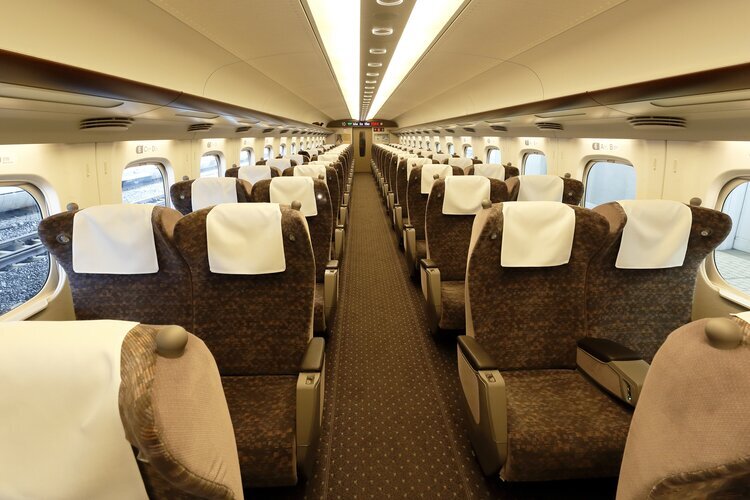 Japan Shinkansen Guide: How to Ride It for an Easy Trip